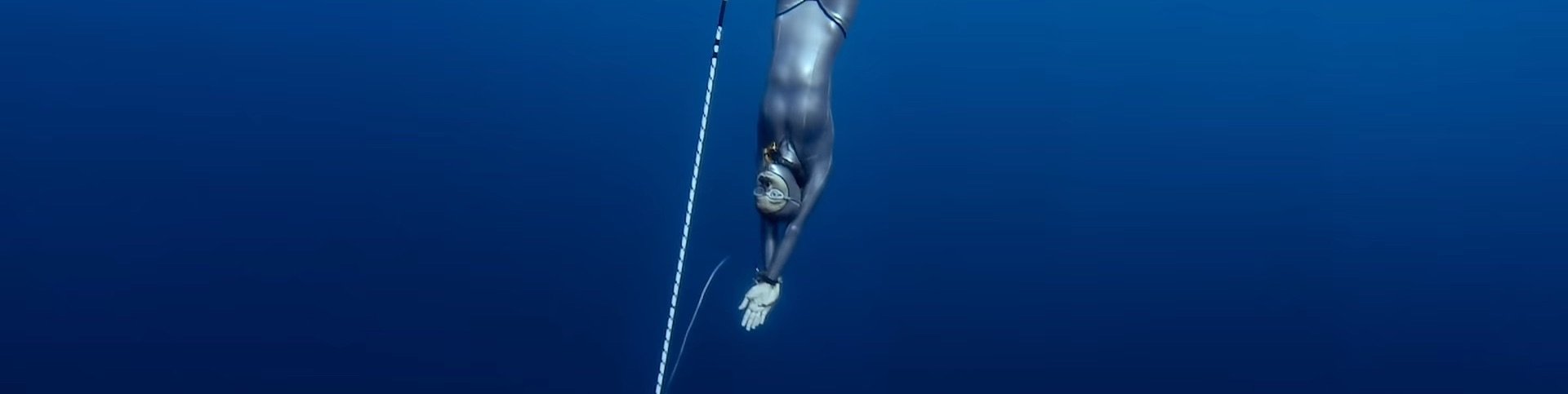 Top 10 Freediving Spots All Around The World – Alchemy